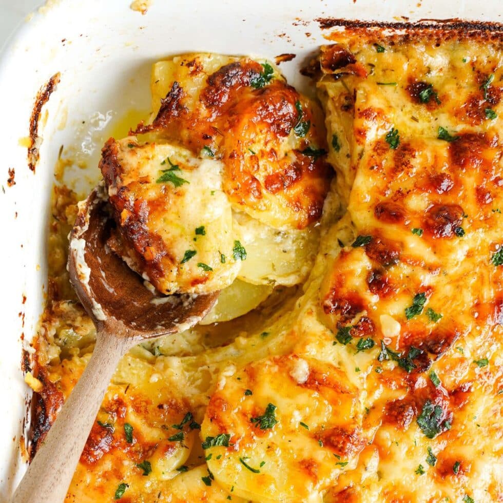 The Best Au Gratin Potatoes (Cheesy Scalloped Potatoes Recipe ...